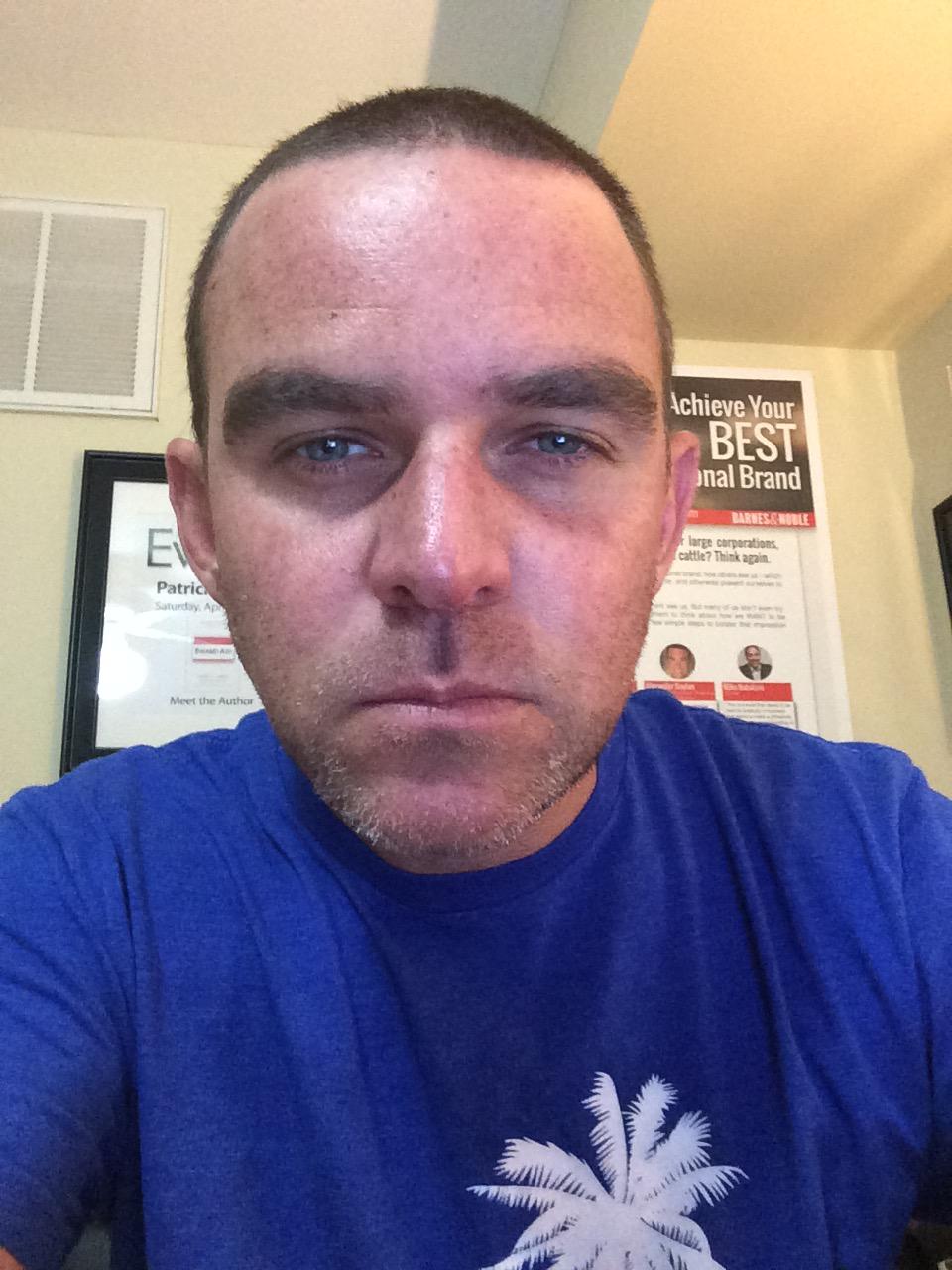 Don't Commit These LinkedIn Photo Fails